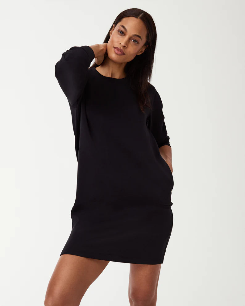 Airessentials Crew Neck Dress (Very Black) – Benjamin's & Libba's